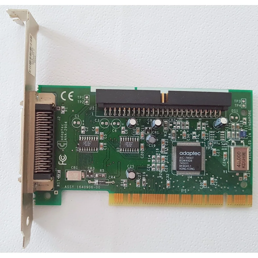 Controller SCSI Adaptec AVA-2904 PCI - AVA2904