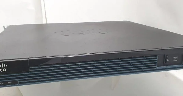 Router modulare Cisco 2901 con Modem ADSL e 2 schede ISDN 2x Bri ...