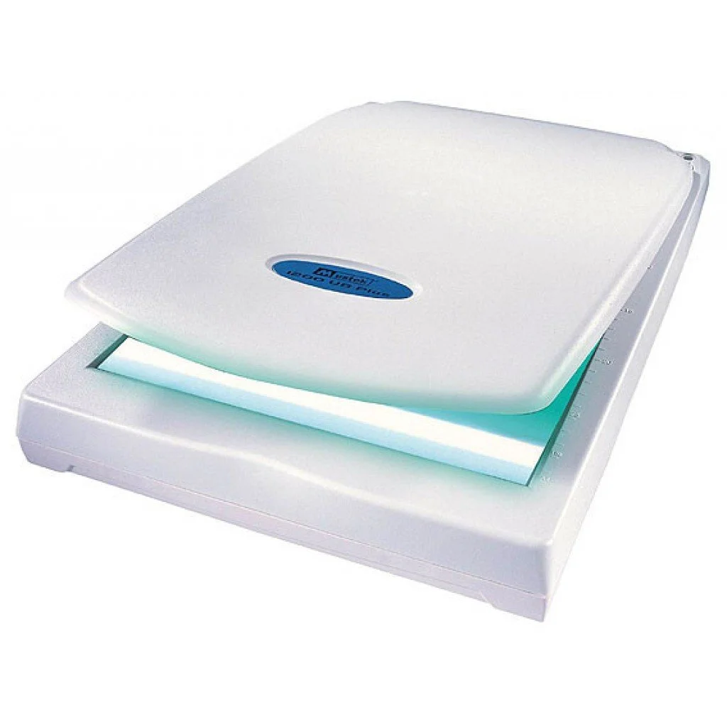 Mustek 1200 UB Plus desktop scanner